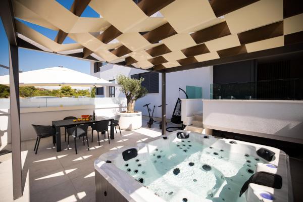 Sopic Luxury Apartment With Private Whirlpool - Zadar