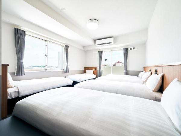 Rakuten Stay Naha Yachimun Street - Top Floor Superior Twin Room - Naha