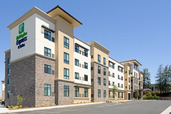 Holiday Inn Express & Suites - Valencia - Santa Clarita By Ihg - Ventura County, CA