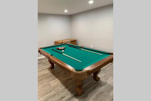 Just Renovated Camelback Ski-on/off,snow Tubing,paintball - Mount Pocono, PA