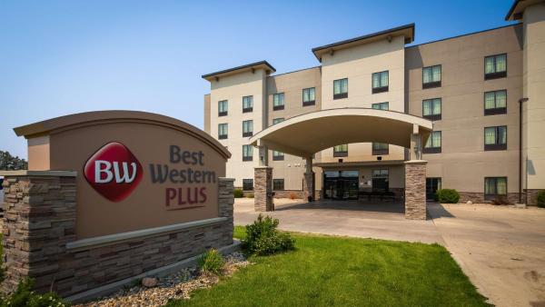 Best Western Plus Williston Hotel & Suites - North Dakota