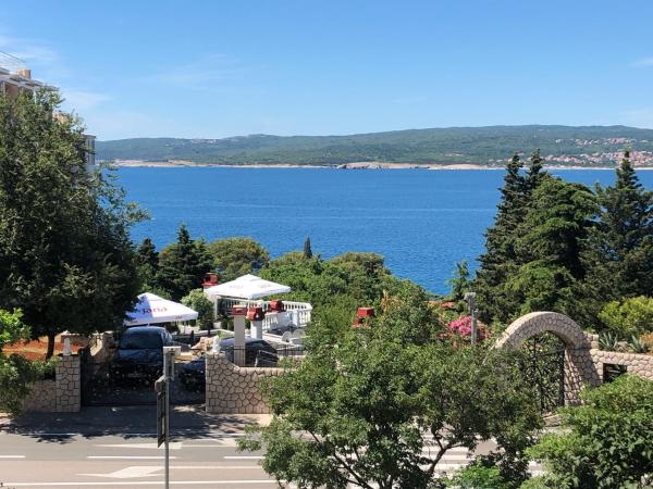 La Villa - Beach House & Rooms - Crikvenica