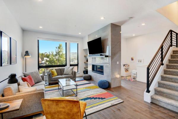 New Hideaway Park Luxury Loft 92 I Rooftop Hot Tub I Great Views I Best Price I Free Adventures Daily - Winter Park, CO