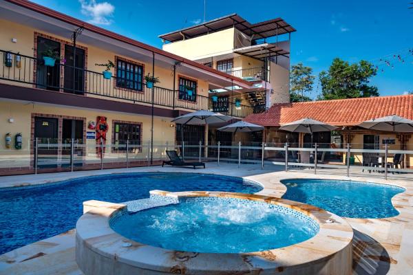 Hotel Vanguardia Natural - Meta