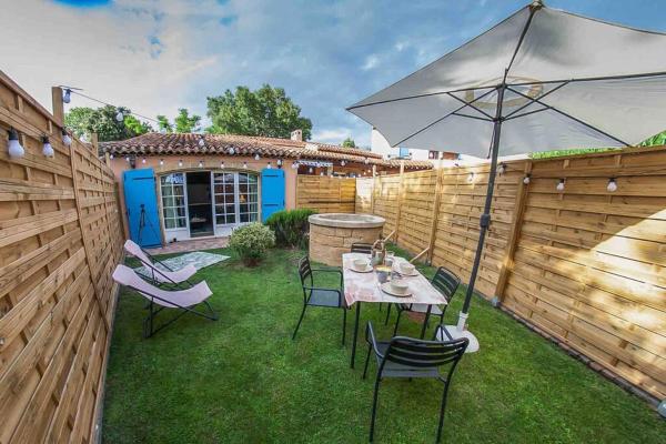Charmant Studio/t2 Au Calme Avec Jardin Et Parking - Istres