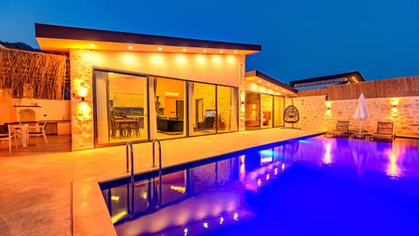 Villa Selim - 1 Bed Honeymoon Villa With Jacuzzi In Kalkan - Kalkan