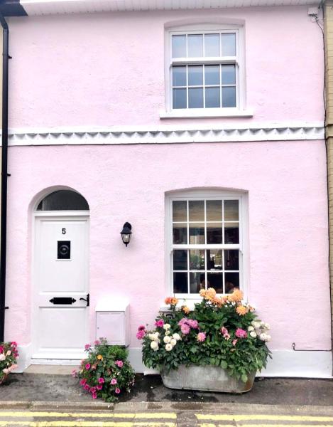 Stylish & Cosy Boutique Townhouse 1 Bedroom, 1 Sofa Bed - Sleeps 4 - Mudeford