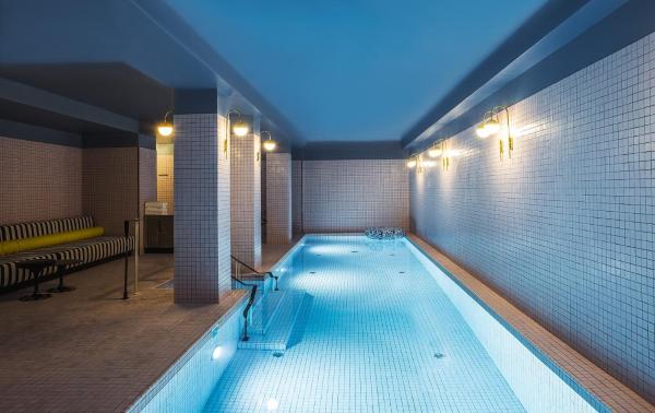 Hôtel Du Rond-point Des Champs-élysées - Esprit De France - Bois-Colombes