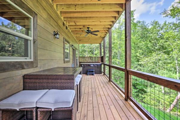 10 Mi To Dollywood Retreat With Grill And Deck! - Pigeon Forge, TN