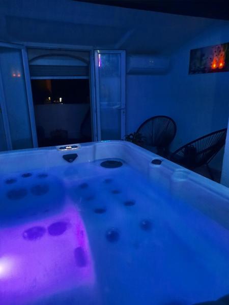 Maison Avec Jacuzzi - Martigues