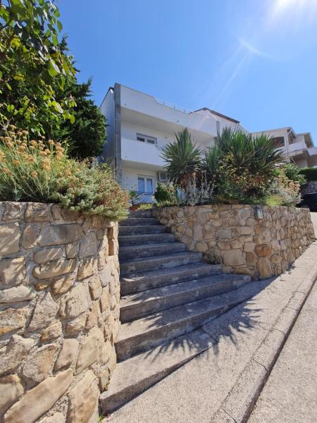 Apartments Ema - Pag