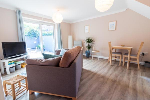Cosy Brixham Apartment With Garden Close To Town - Kingswear