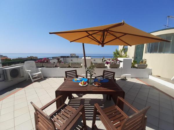 La Terrazza Tra Il Mare E Gli Ulivi By Holiday World - Lavagna