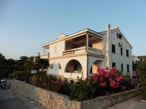 Apartments Biserka - Punat