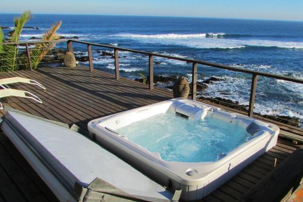 Increíble Casa Primera Línea Frente A Ola Infiernillo - Pichilemu