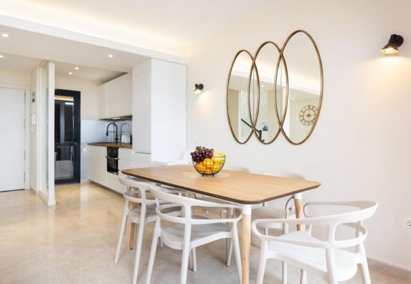 Sunny Castillo Apartment - Antigua