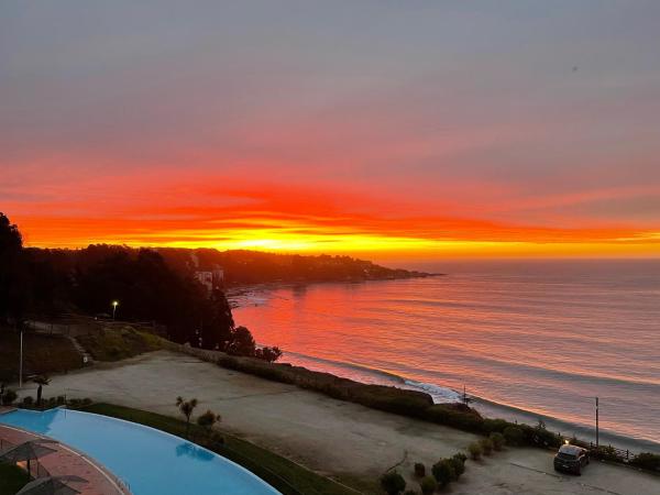 Amplio Y Hermoso Departamento Frente Al Mar - Quintero