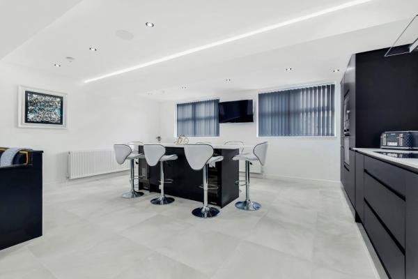 Wellington Suites By Sasco Apartments - England