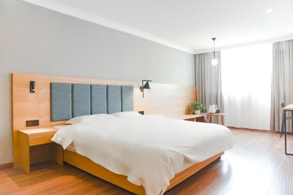 Travel Light Hostel - Guilin