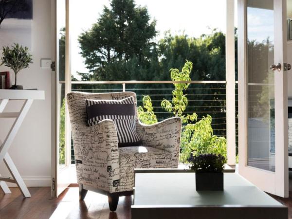 Della Fonte- Rural Oasis, Daylesford Charm - Daylesford