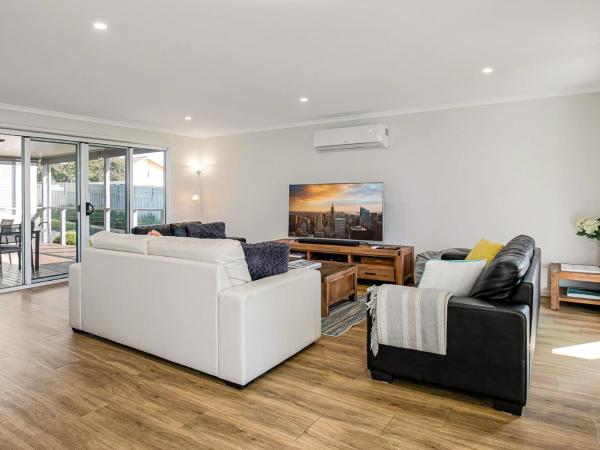 A Perfect Ten - Phillip Island