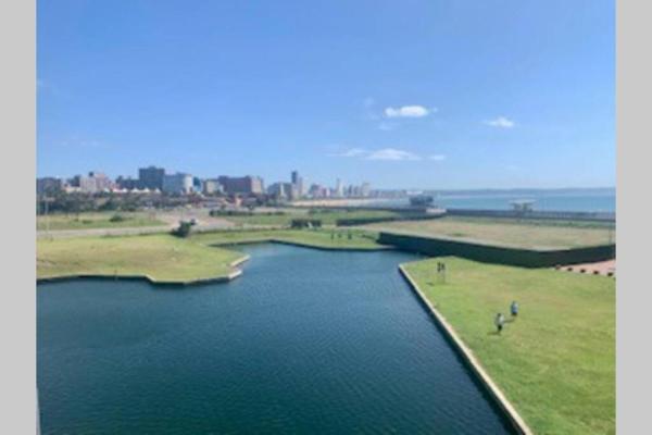 The Waves, 302 Quayside Point Waterfront - Durban