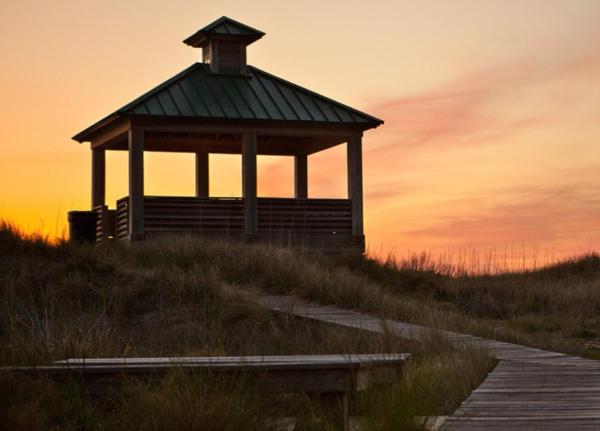 Shutters On The Banks - Kill Devil Hills, NC
