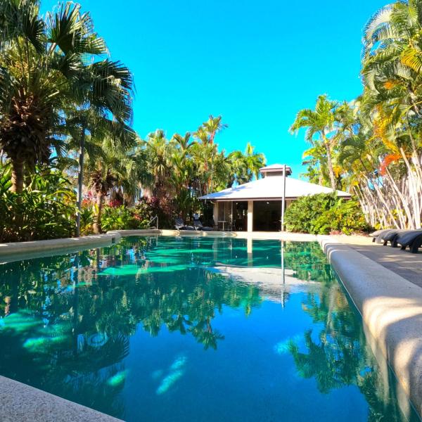Trinity Beach Club Holiday Apartments - Cairns