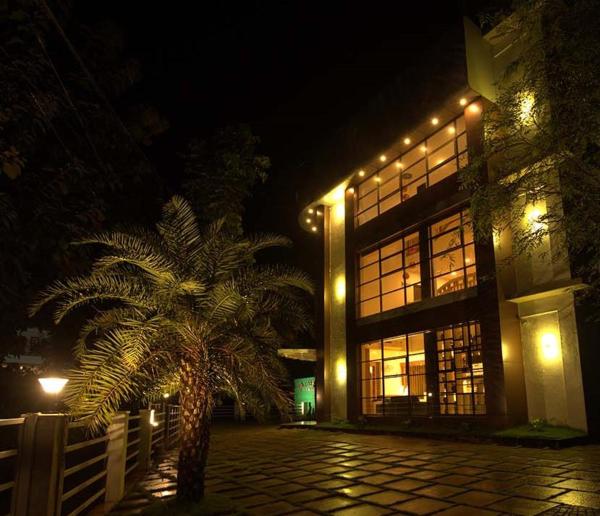 Hotel La Serene Mattannur - コダグ