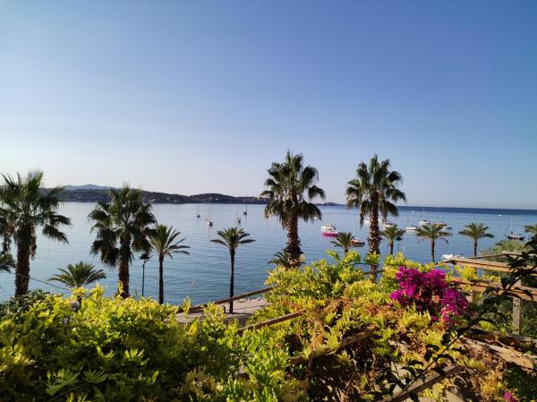 Les Galets Hôtel Et B&b - Six-Fours-les-Plages