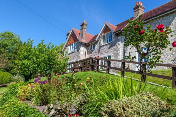 Limestone Hotel - Lulworth Cove
