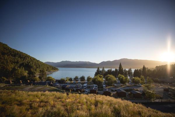 Lakes Edge Holiday Park - Lake Tekapo