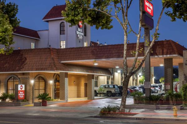 Best Western Plus South Bay Hotel - Lynwood, CA