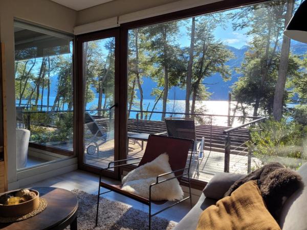 Departamento Con Vista Al Lago Y Piscina Climatizada - Villa La Angostura