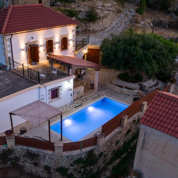 Villa Tzitzifes - Greece