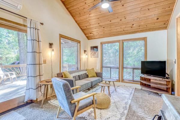 Lupine Haus - Oregon