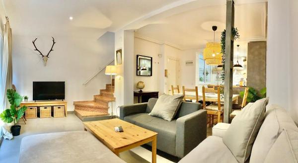 Duplex Penthouse With Terrace By Thegoodtourist - Seville