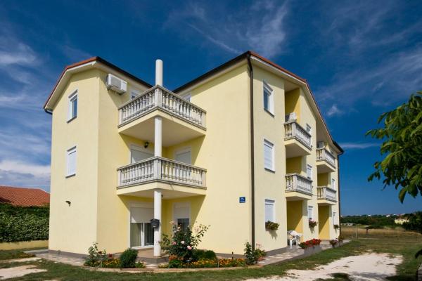 Apartments Baresic - Medulin