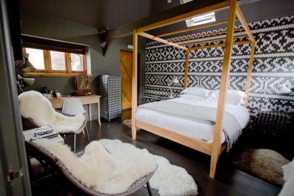 The White Horse - Hampshire