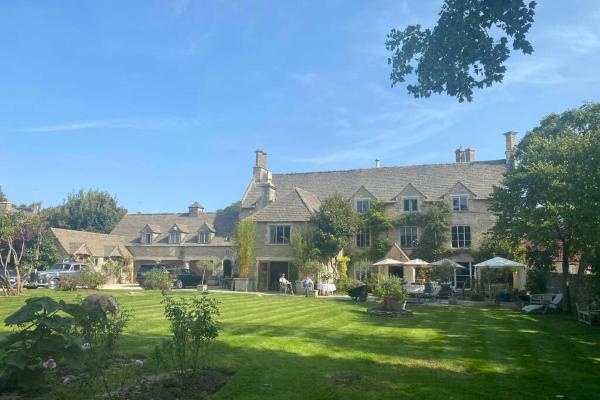 The Old Manor Coach House - Bibury