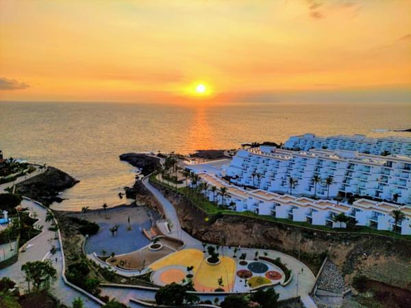 Ocean View Deluxe Studio With Sunset Balcony And Pool Playa Paraiso - Adeje