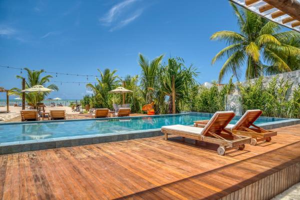Pousada De Charme Villa Italiana - Pé Na Areia - São Miguel dos Milagres