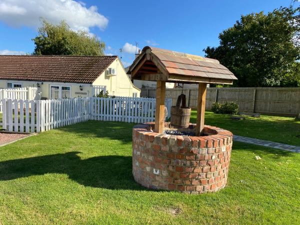 Fairfeilds Cottage Frog Trotters Bottom - Worcestershire