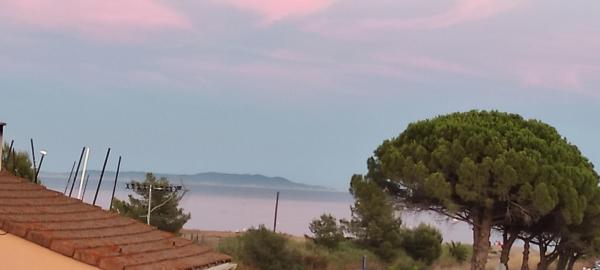 Chambre Avec Tropezienne Vue Mer à L'ayguade ,Climatisée ,Parking Gratuit Et Proche Aéroport - Hyères