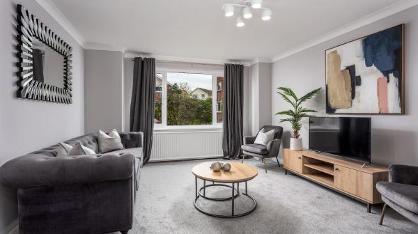 Leeward House - Donnini Apartments - Prestwick