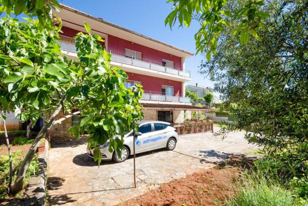 Apartments Mladen Jelica - Lovran