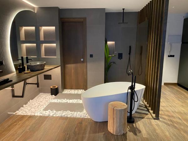 Botavara Madrid Con Parking Incluido - San Blas