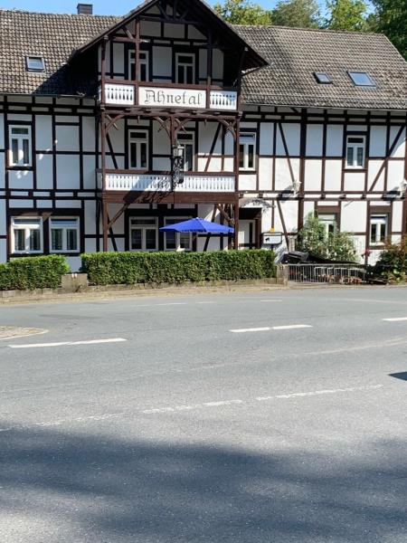 Monteurzimmer Ahnetal Zweibettzimmer Einzelzimmer Mit Eigenem Bad - Kassel