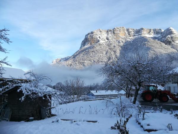 Le Gîte De La Maison Soleil, Entre Lac Et Montagne - Duingt