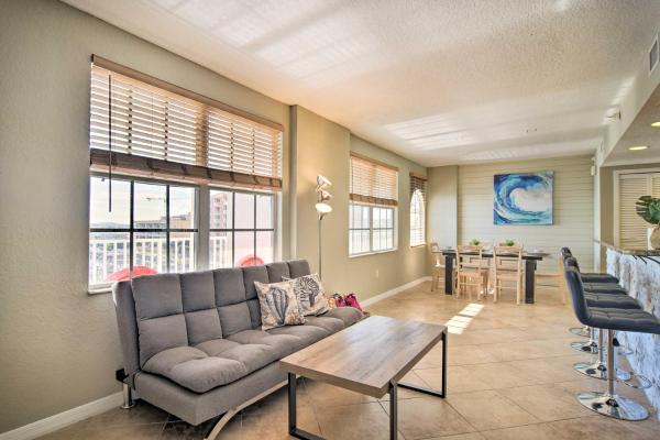 Coastal Clearwater Condo Half Mile To Beach! - Dunedin, FL